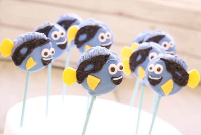 Dory Oreo Pops - Pretty Little Bakers